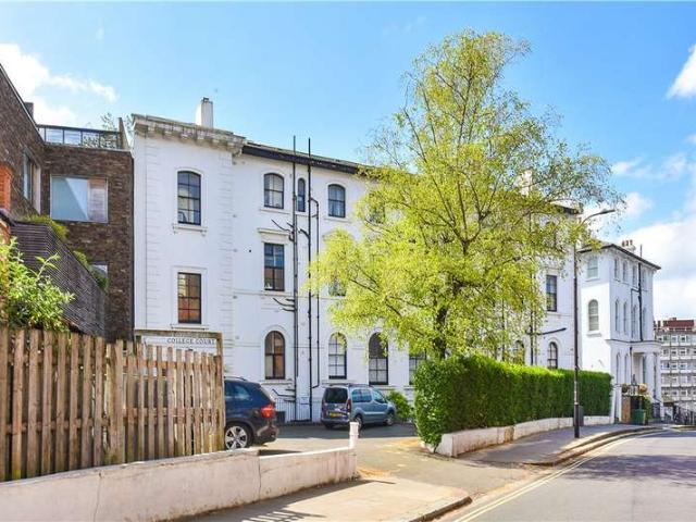 2 Bedroom Flat