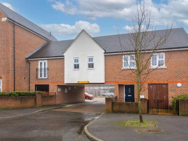 2 Bedroom Flat