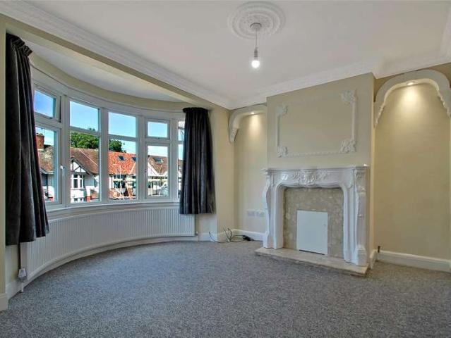 2 Bedroom Flat