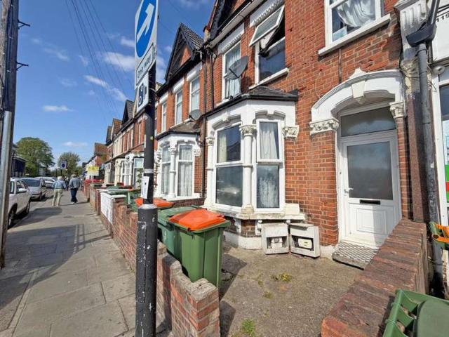 2 Bedroom Flat