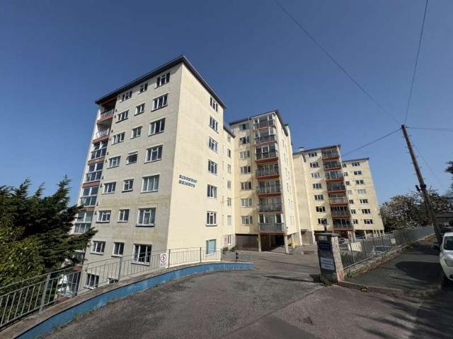 2 Bedroom Flat