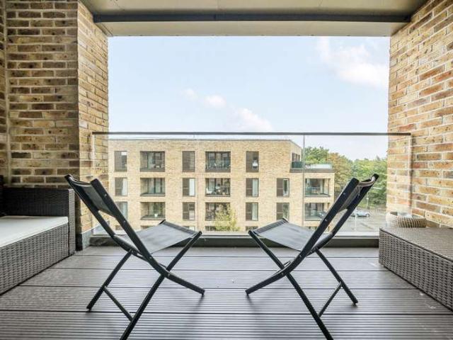 2 Bedroom Flat