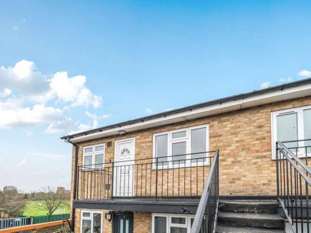 2 Bedroom Flat