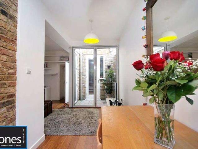 2 Bedroom Flat