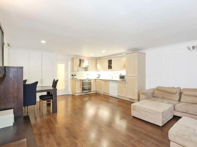 2 Bedroom Flat