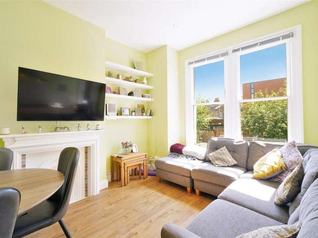 2 Bedroom Flat
