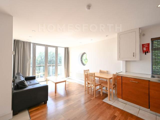 2 Bedroom Flat