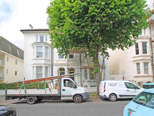 2 Bedroom Flat