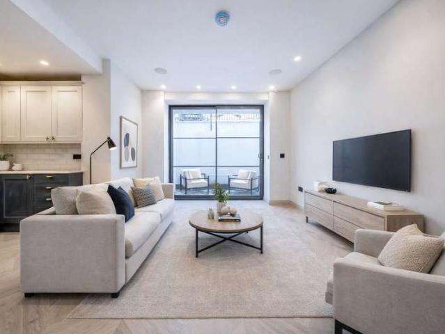2 Bedroom Flat