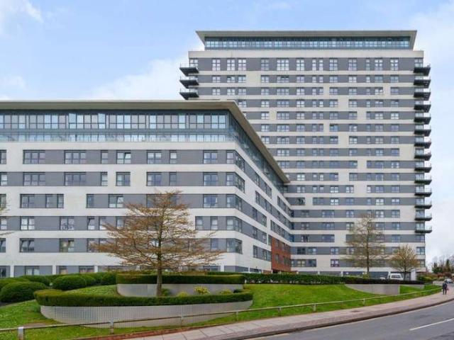 2 Bedroom Flat