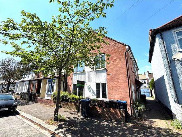 2 Bedroom Flat