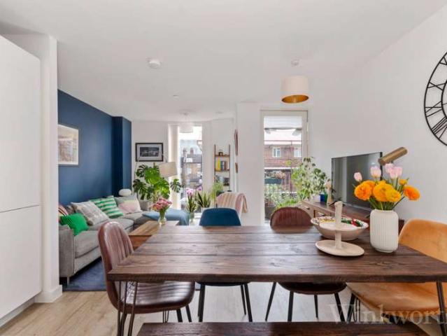 2 Bedroom Flat