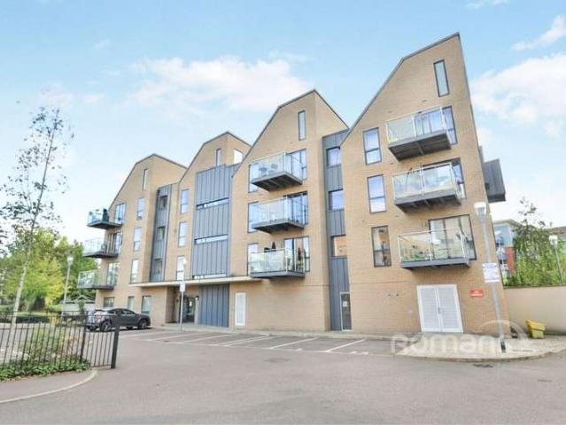 2 Bedroom Flat