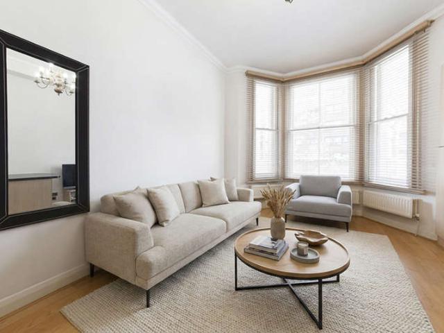 2 Bedroom Flat