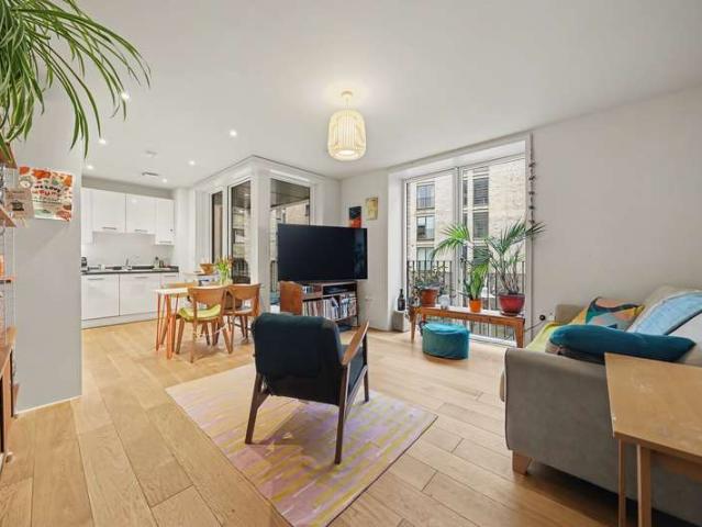 2 Bedroom Flat