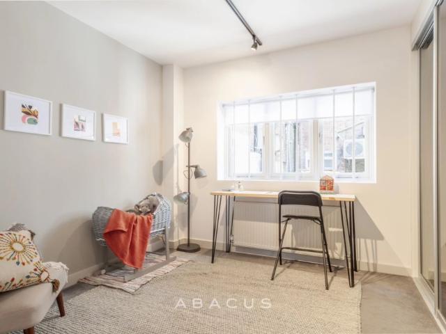 2 Bedroom Flat