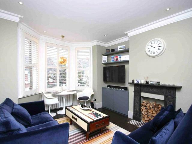 2 bedroom Flat