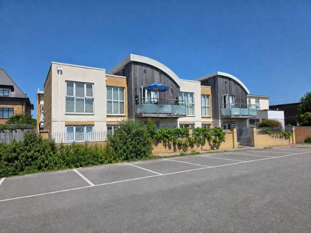 2 Bedroom Flat
