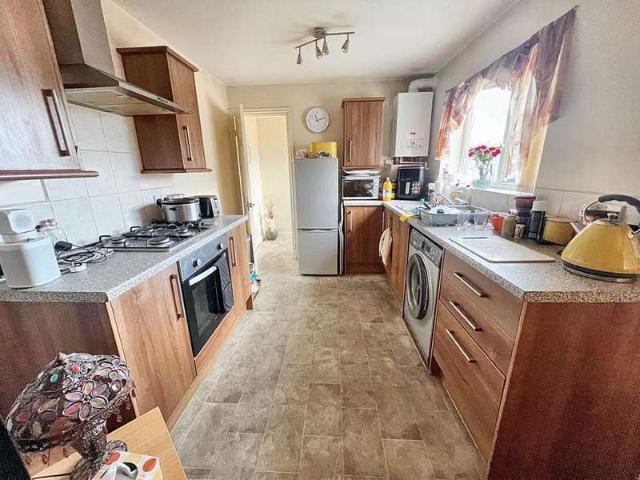 2 Bedroom Flat