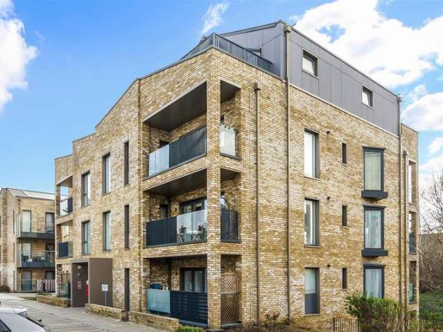 2 Bedroom Flat