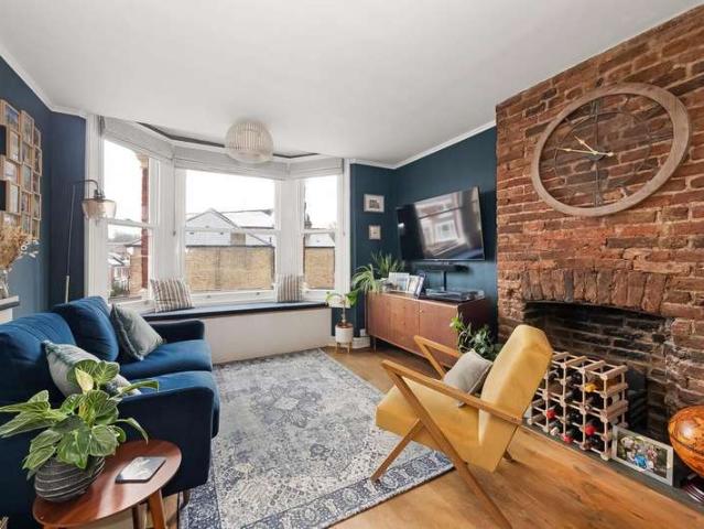 2 Bedroom Flat