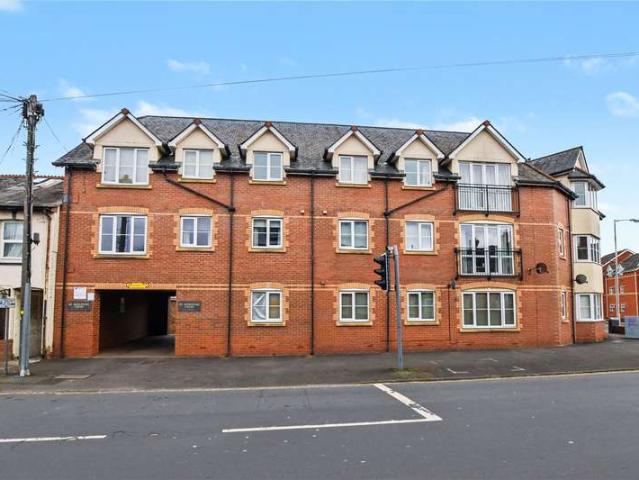 2 Bedroom Flat