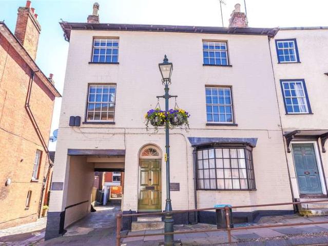 2 Bedroom Flat