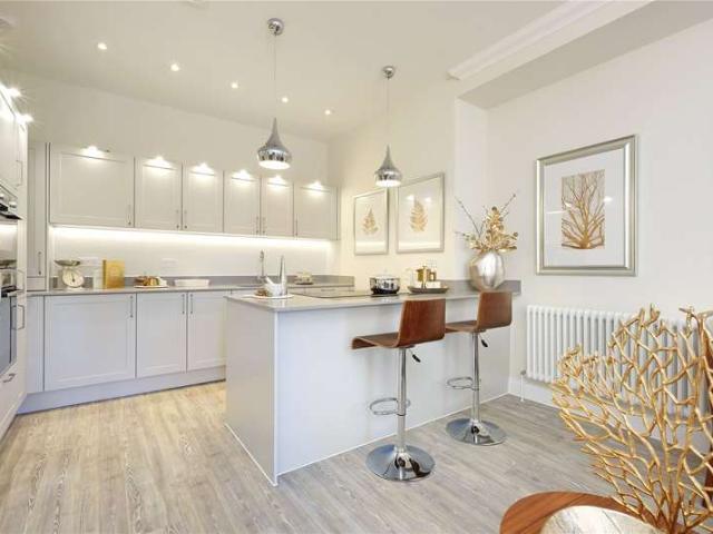 2 Bedroom Flat