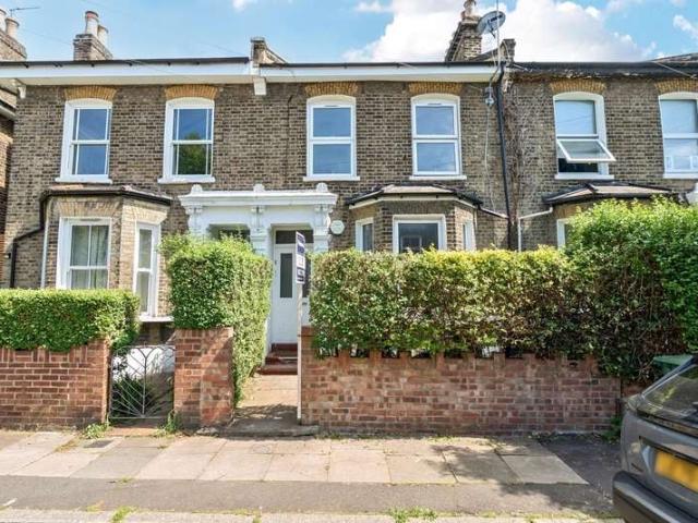 2 Bedroom Flat