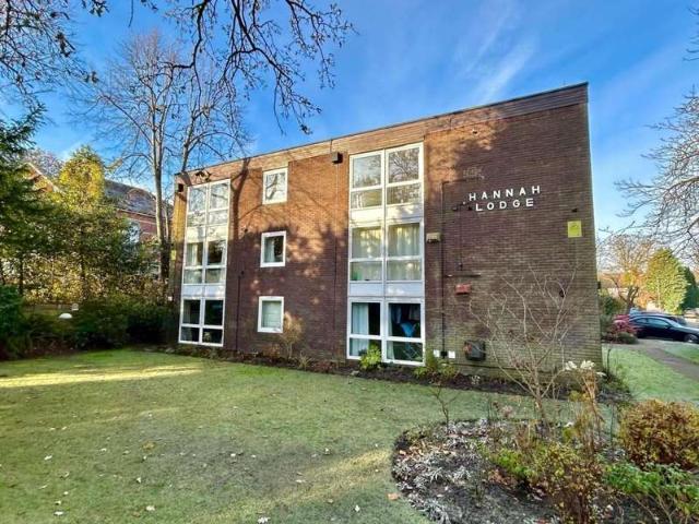 2 Bedroom Flat