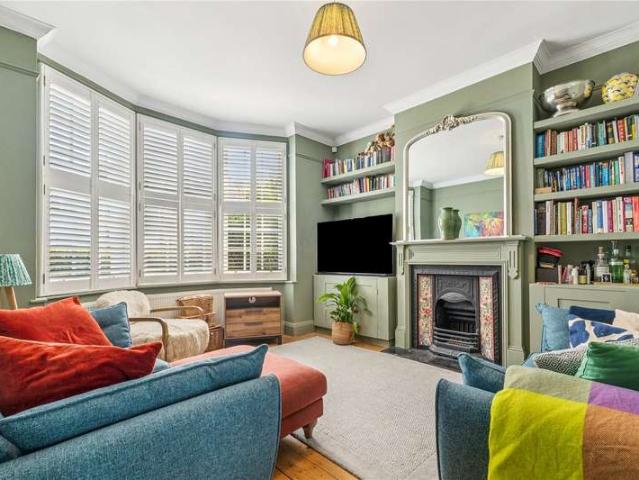 2 Bedroom Flat