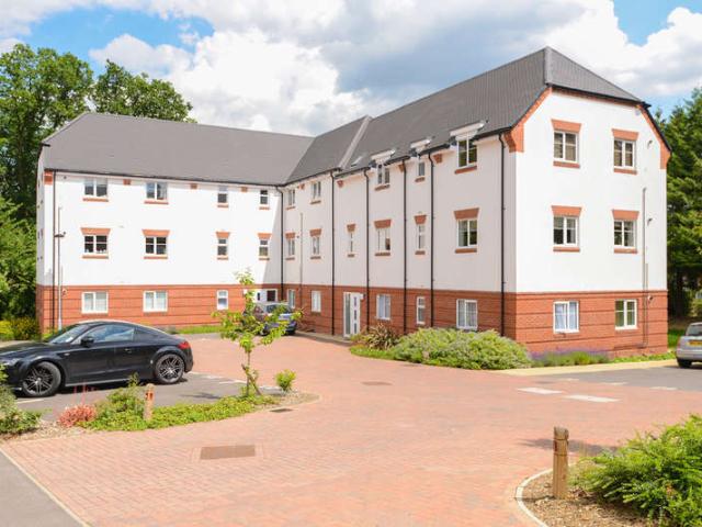 2 Bedroom Flat