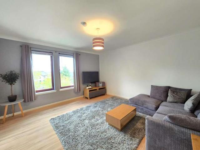 2 Bedroom Flat