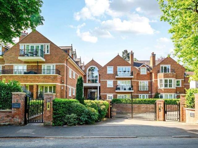 2 Bedroom Flat