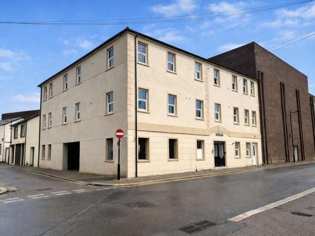 2 Bedroom Flat