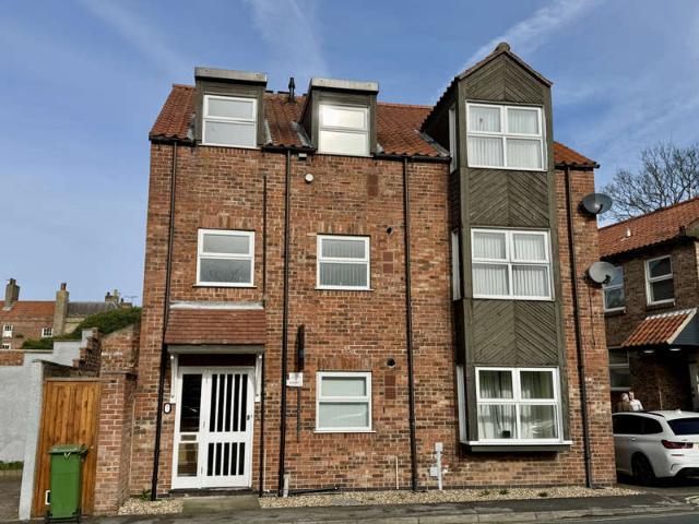 2 Bedroom Flat