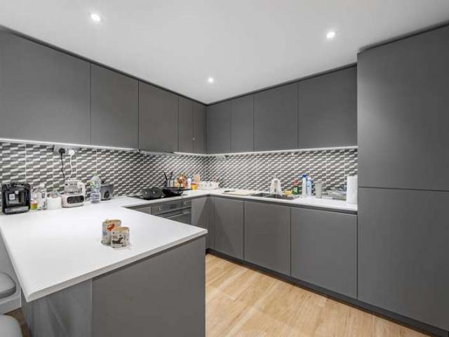 2 Bedroom Flat