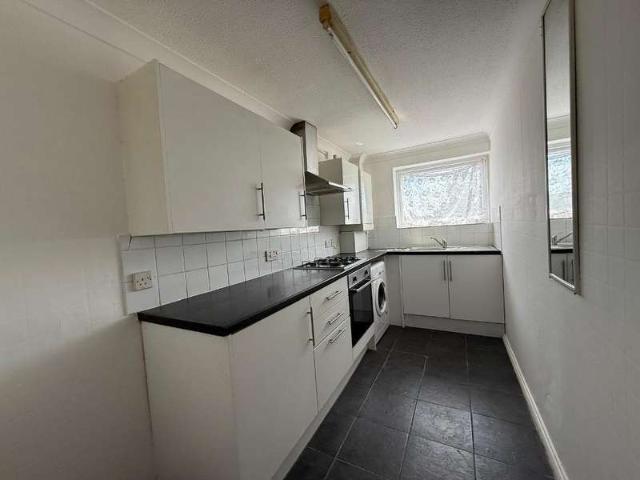 2 Bedroom Flat