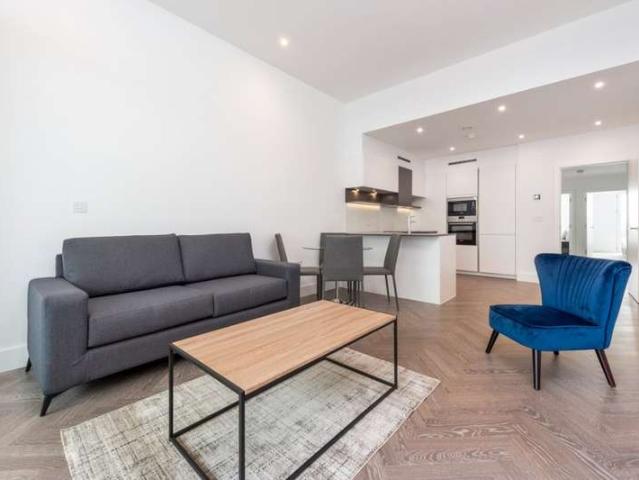 2 Bedroom Flat