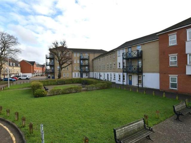 2 Bedroom Flat