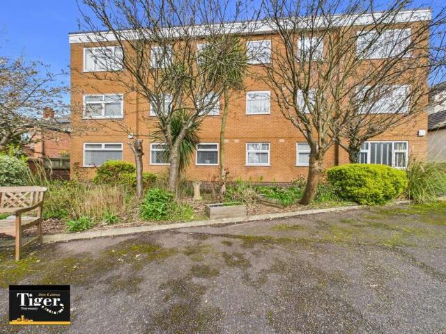 2 Bedroom Flat