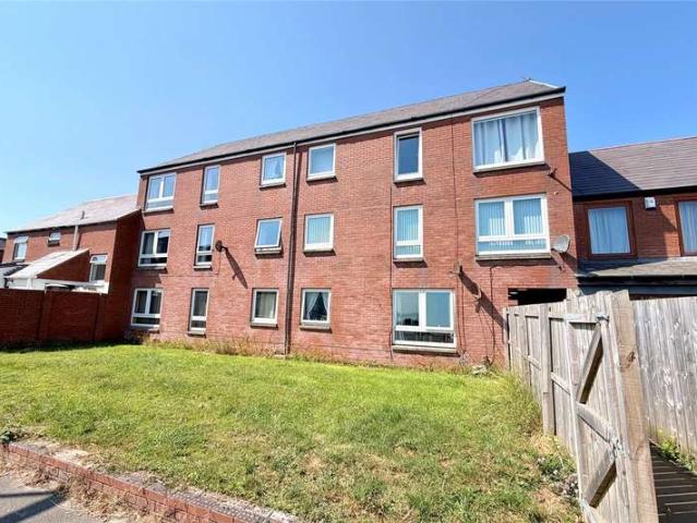 2 Bedroom Flat