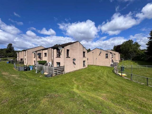 2 Bedroom Flat