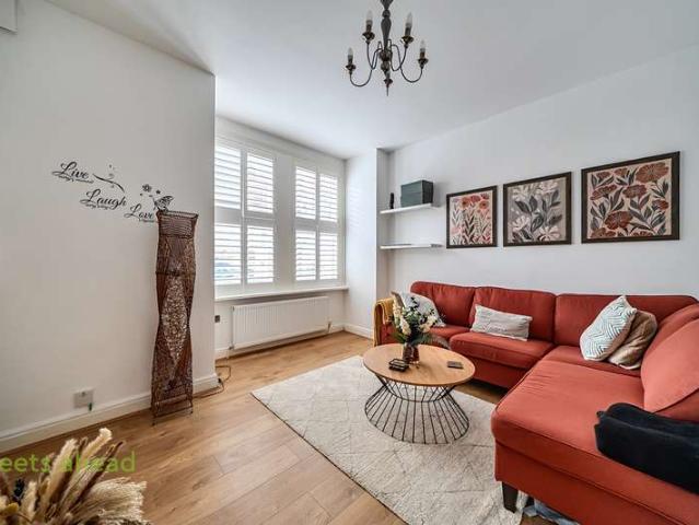 2 Bedroom Flat