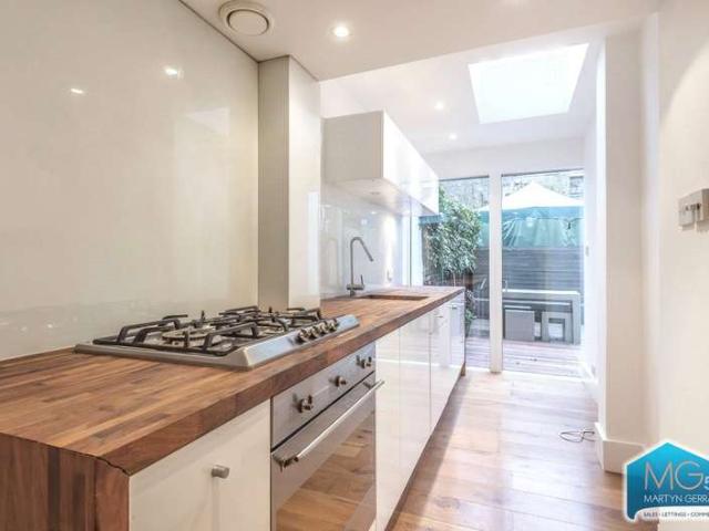 2 Bedroom Flat
