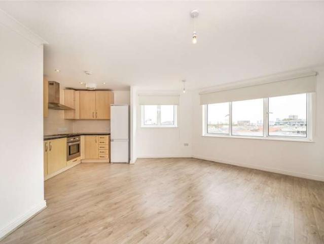 2 Bedroom Flat