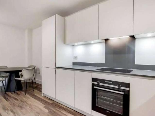2 Bedroom Flat