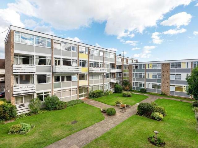 2 Bedroom Flat