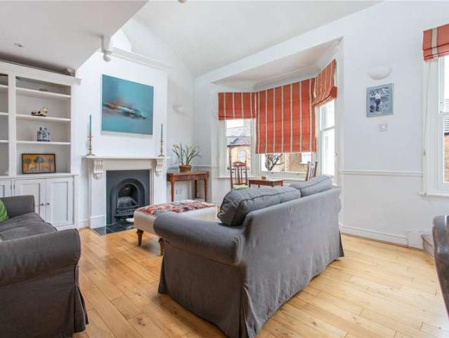 2 Bedroom Flat