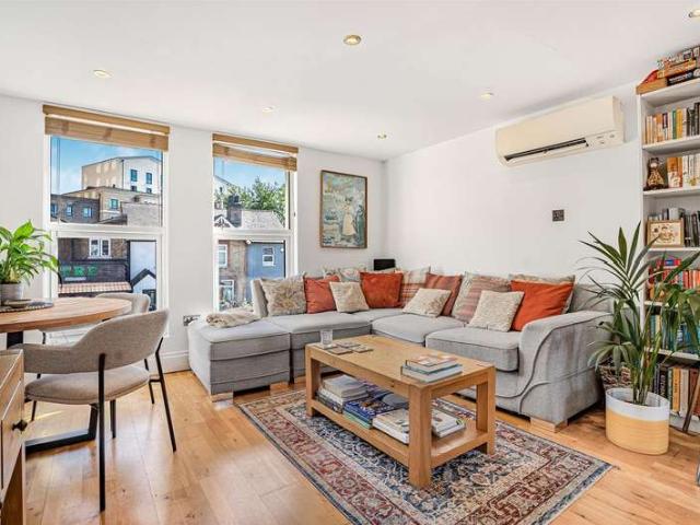 2 Bedroom Flat